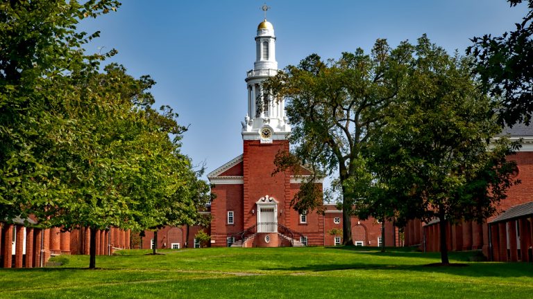 Yale: tudo sobre a universidade que formou 5 presidentes dos EUA